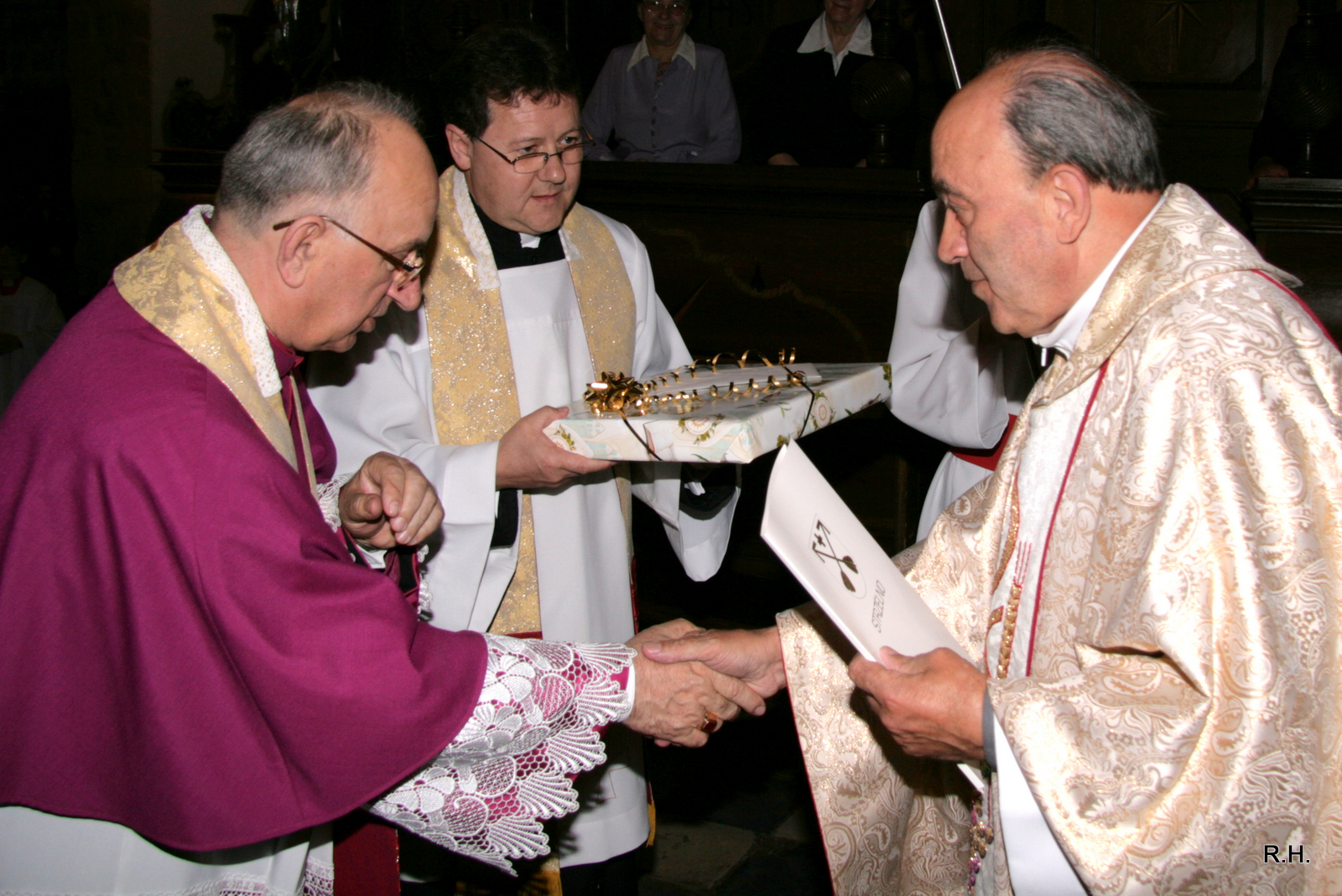Strzelno moje miasto - kontynuacja: Zmarł ks. kan. Jan Józef ...