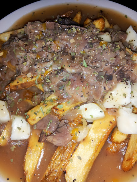 Smith and Blessings: Tasty Tuesday: Philly Style Poutine