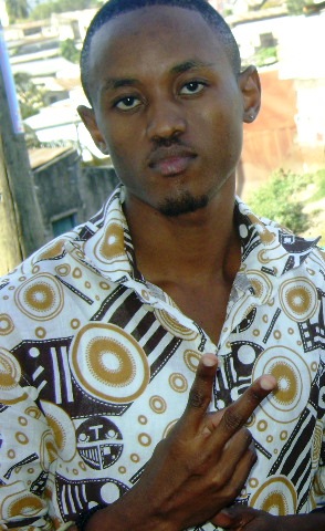 BLACK WA USWAZI ATEMANA NA ADAM JUMA WA VISUAL LAB - Gazeti la Makorokocho