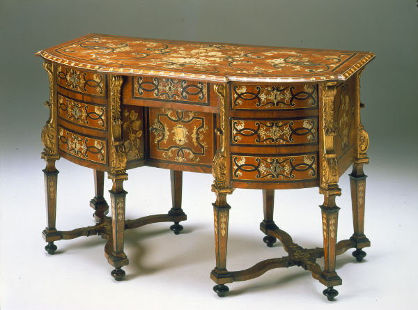 Pietro Piffetti, influenze e sorprese dell'ebanista più celebre del ...