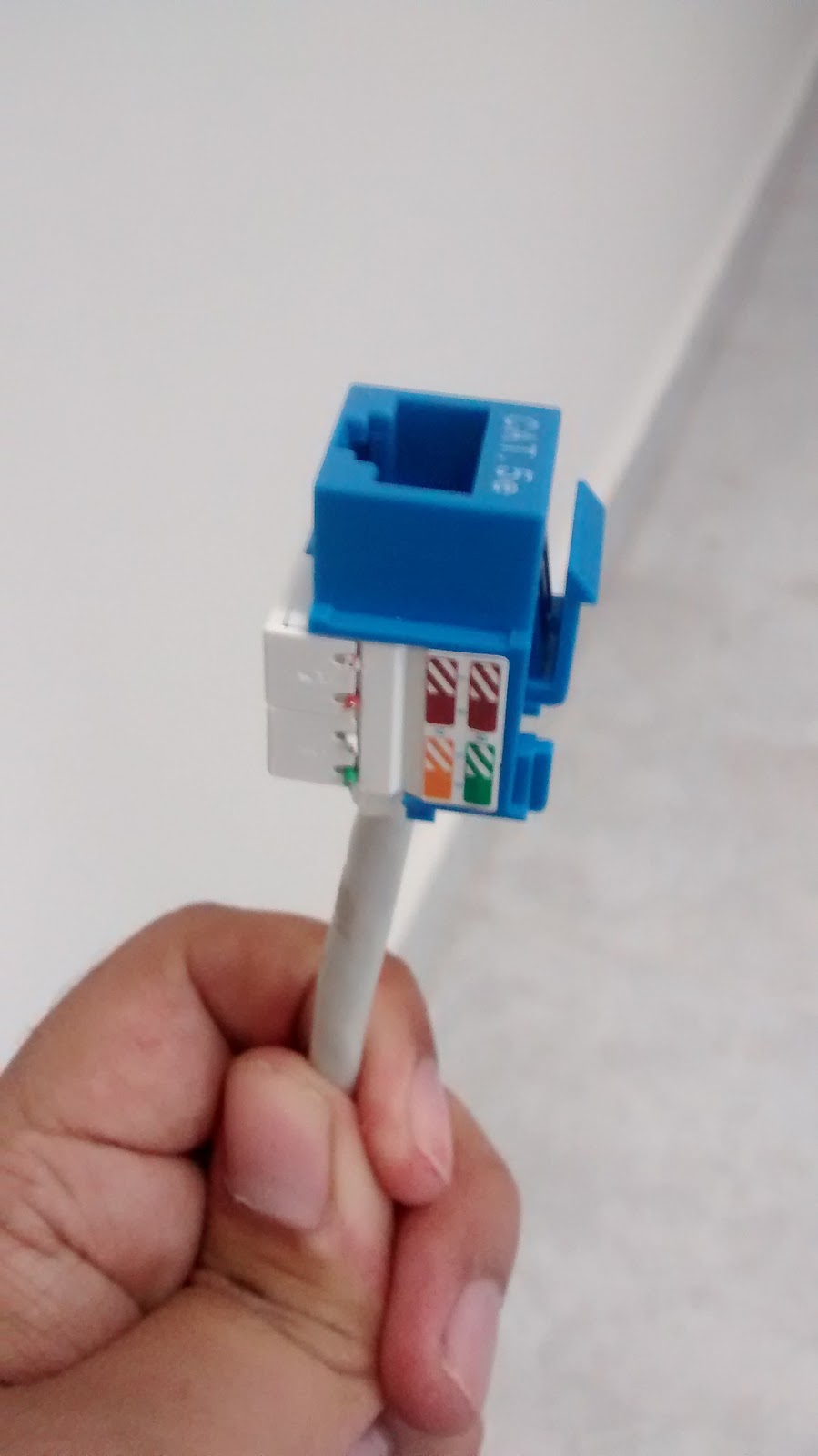 Agnusdark: Conectar jack hembra RJ45 (Keystone) Categoría 5e