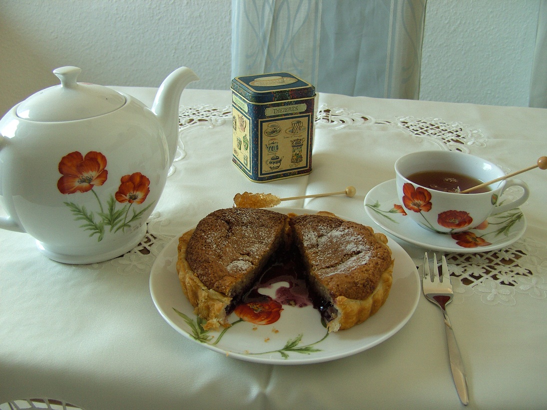 Cooking Around the World: Tea Time: Tipsy Blueberry Mini Bakewell Tart