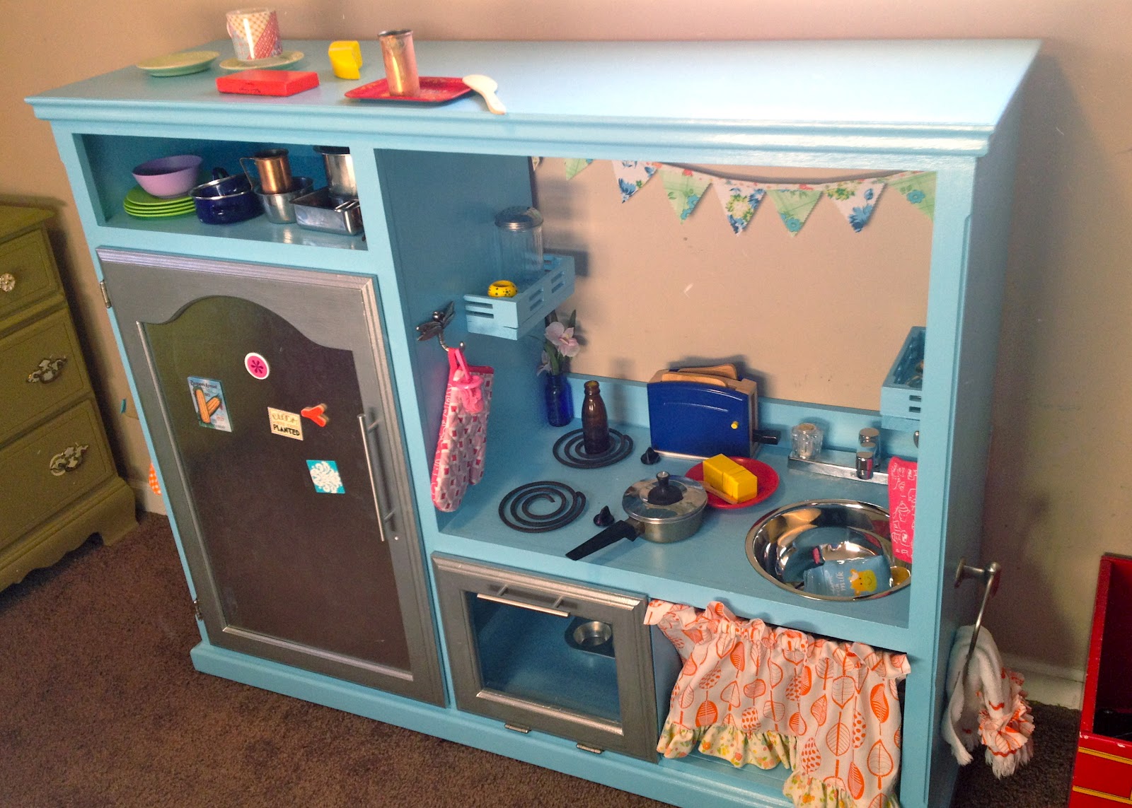 Tending the Home Fires: DIY Repurposed Play Kitchen