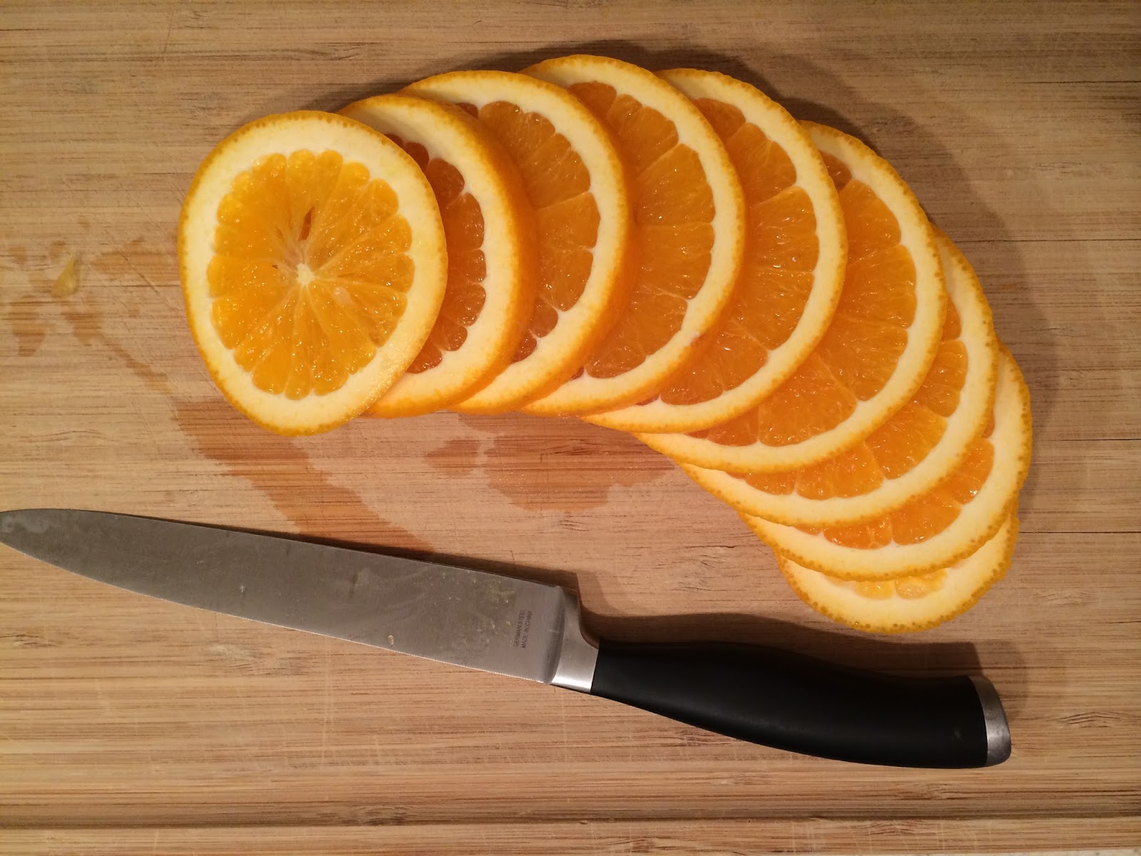 BIG HUG LITTLE KISS: How to Make Orange Slice Ornaments.