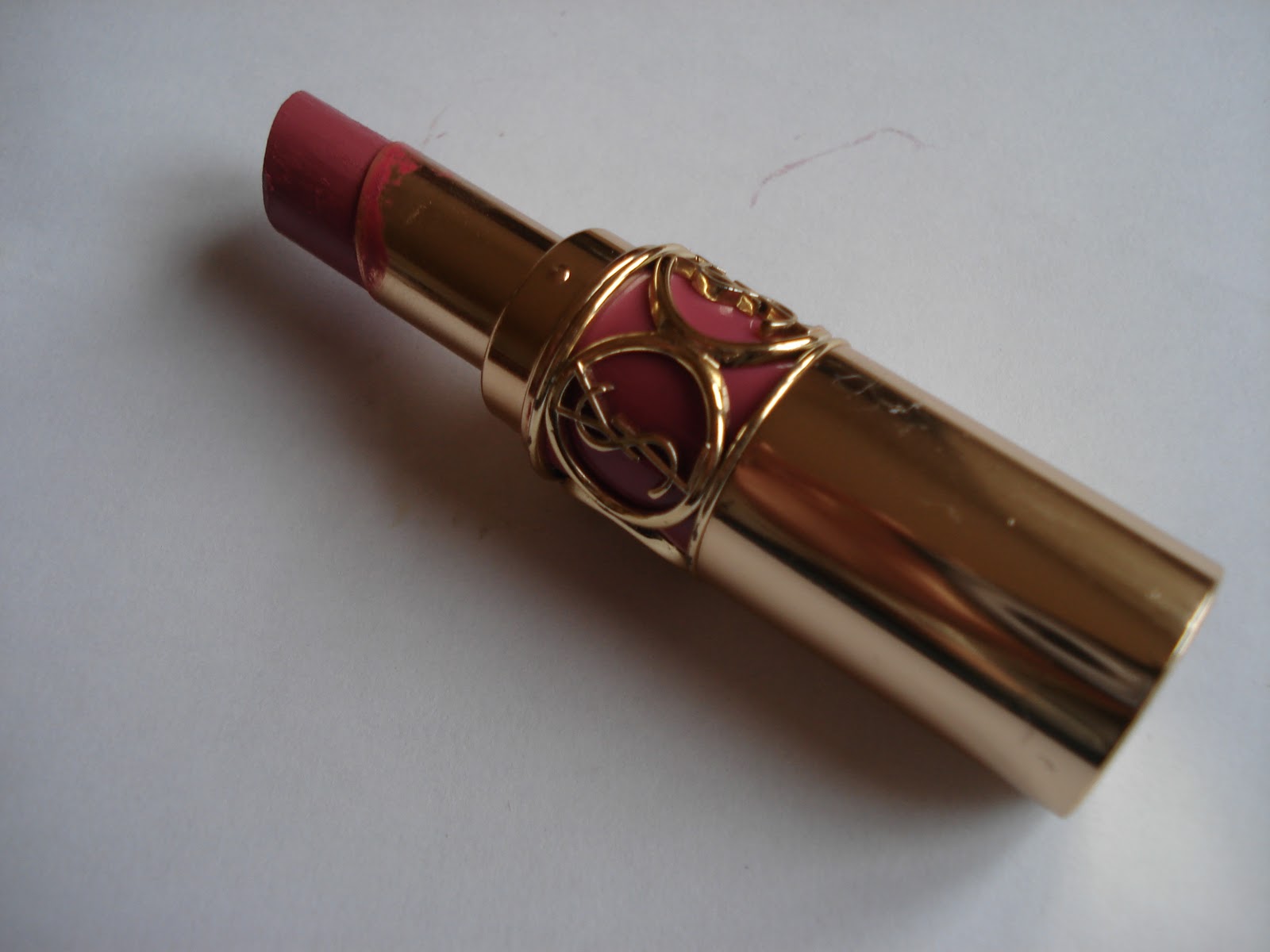 Cosmetic Cravings: Review: YSL Rouge Volupte in 9, Pink Caress