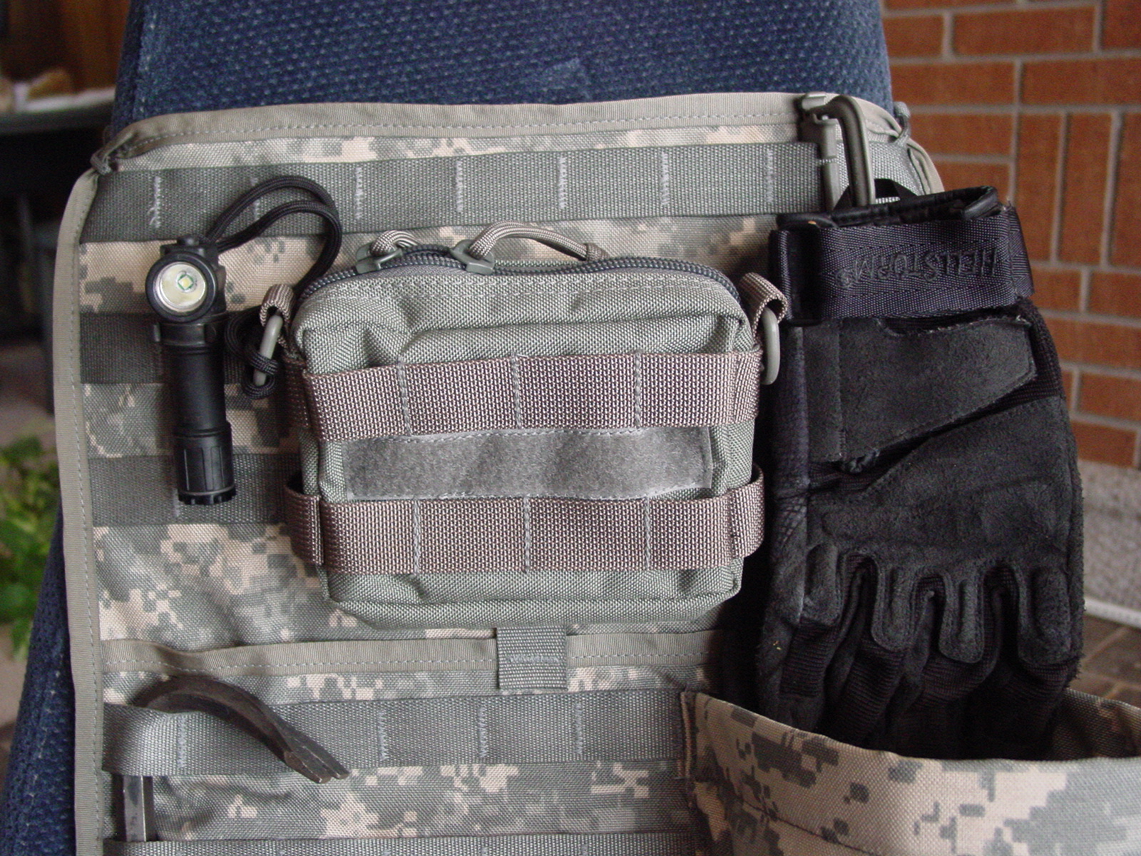 Survivor-EDC: MOLLE Vehicle Panel