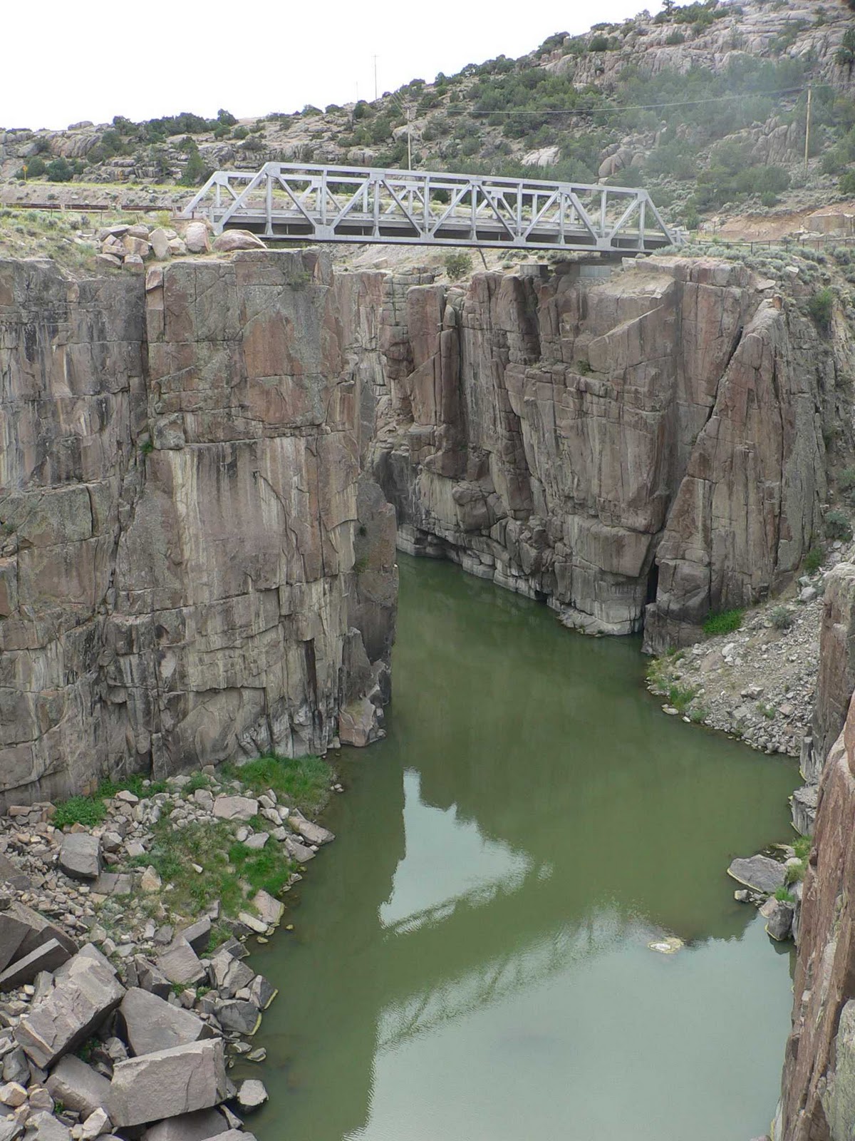 Wyoming Travel and Vacation Journal: Fremont Canyon Bridge and Overlook
