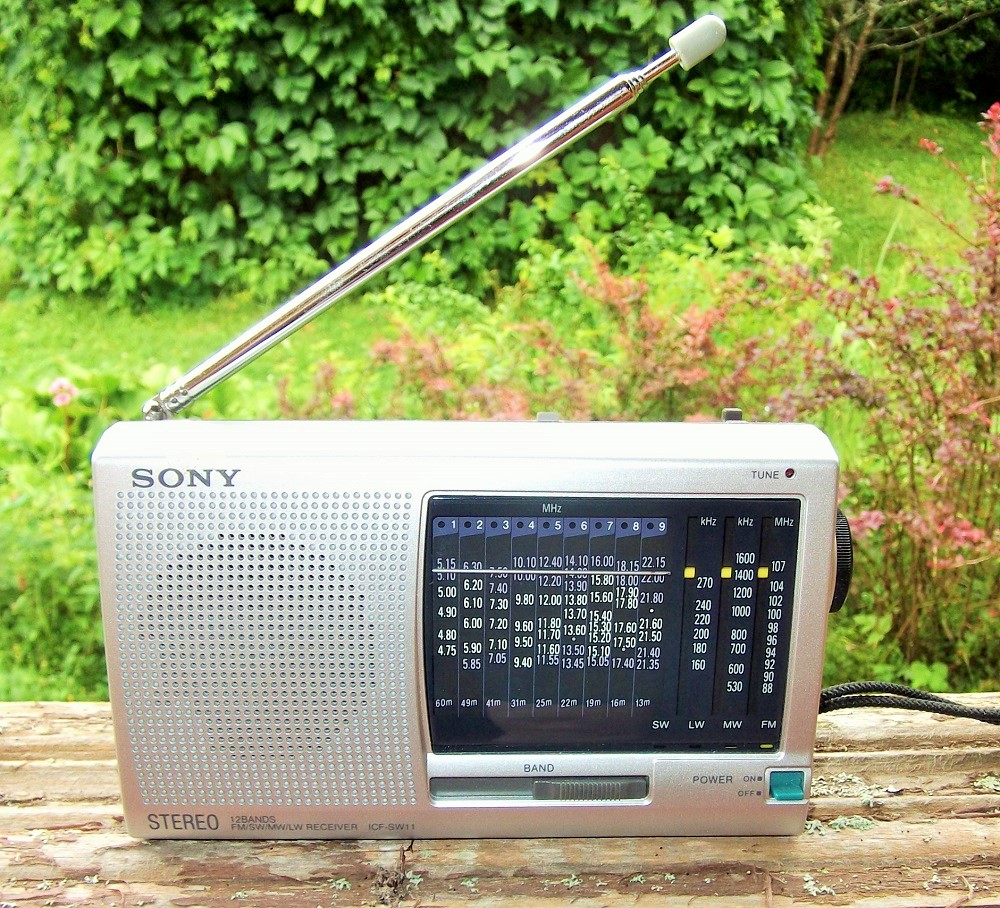 HoroLex: Радиоприемник Sony ICF-SW11