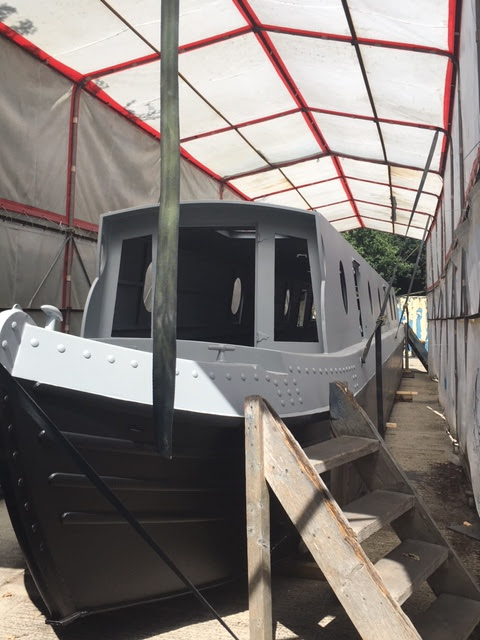 Narrowboat External Paint Scheme