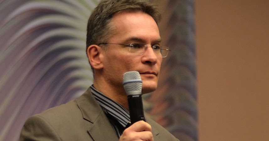 Kyre Eleison: dr. Ruff Tibor - Szellemiharc