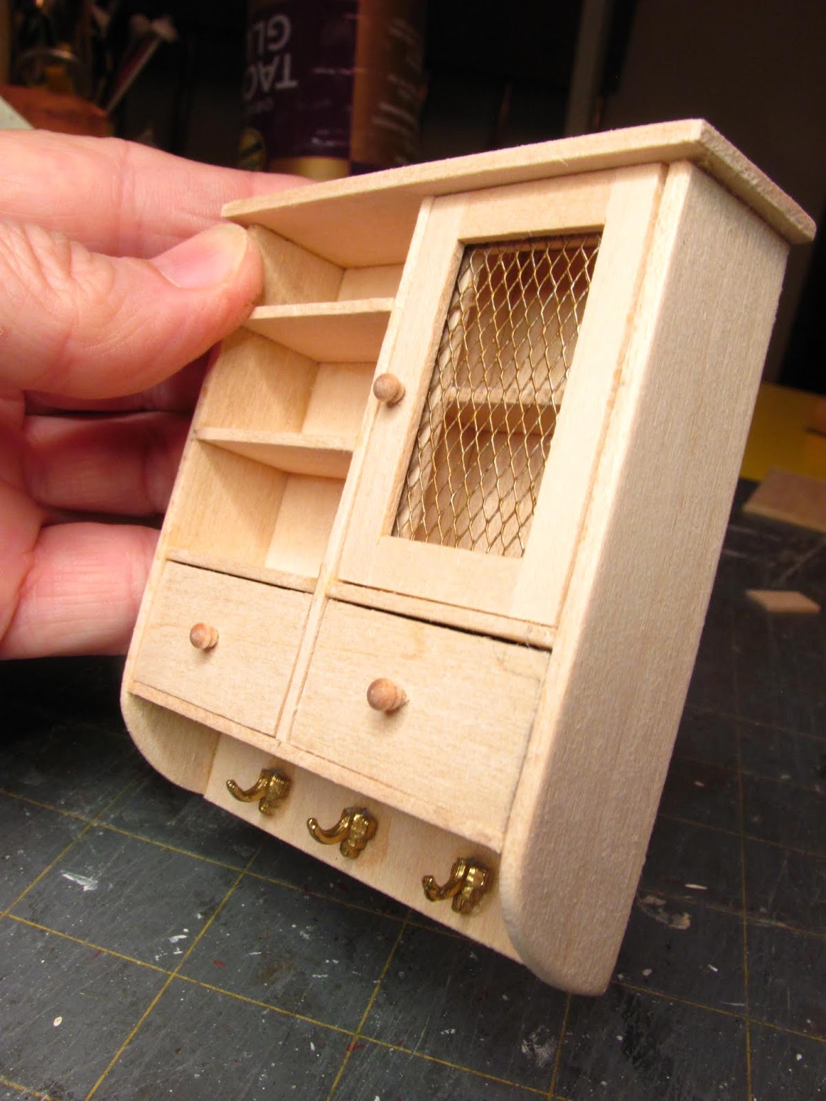 Dollhouse Miniature Furniture - Tutorials | 1 inch minis: September 2018