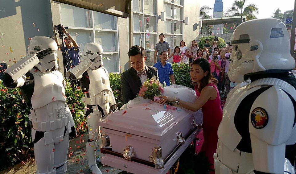 Filipinos bid final goodbye to 'Courageous Caitie'