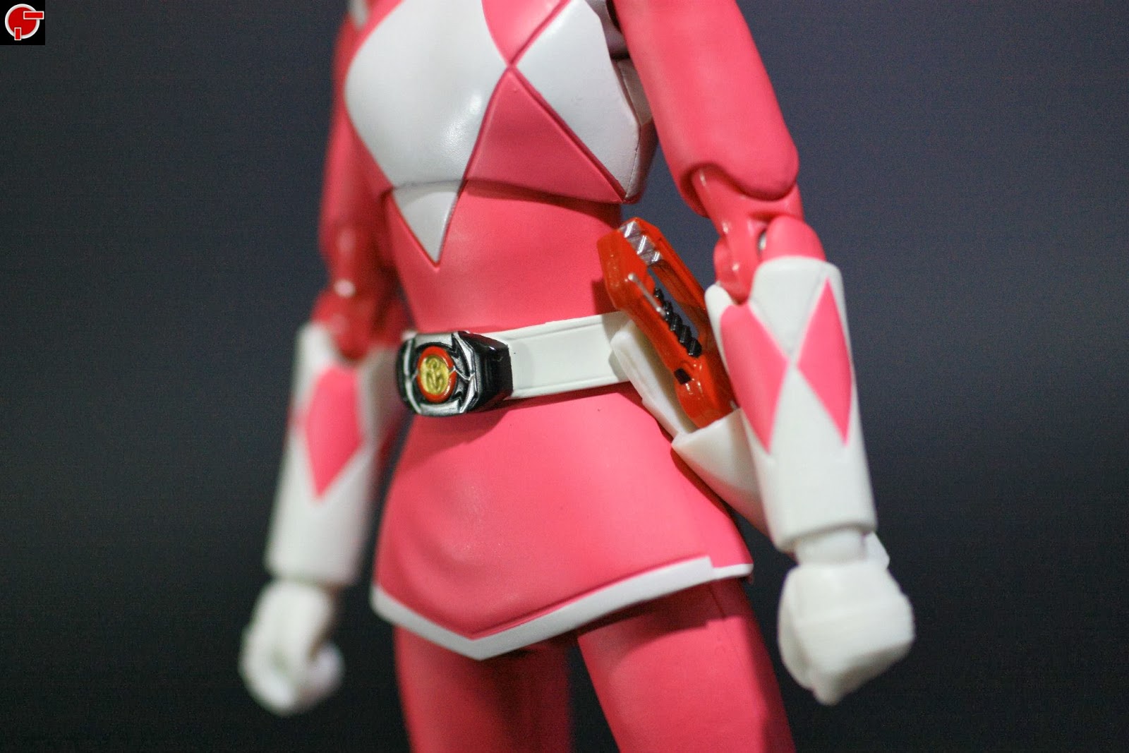 Firestarter's Blog: Toy Review: S.H. Figuarts Ptera Ranger (Pink Ranger)