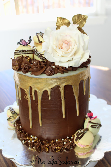Drip cake de chocolate