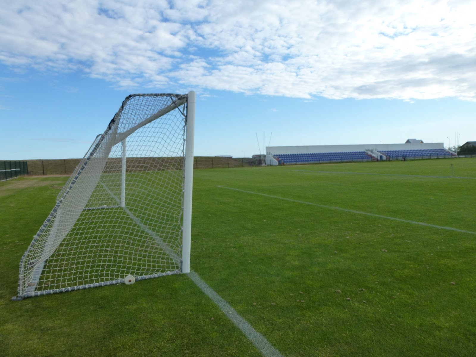 Extreme Football Tourism: ICELAND: Reynir Sandgerði