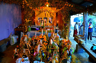 GARY'S IMPRESSIONS OF MICHOACAN, MEXICO: LOS CABALLITOS DE CUANAJO