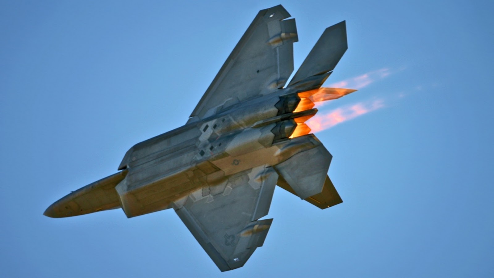 Military and Commercial Technology: F-22 complets operational tests of ...