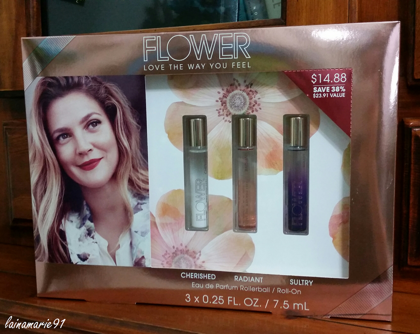 Lainamarie91 Flower Beauty Fragrance Trio Holiday Set Review Eau De Parfum Rollerball Roll