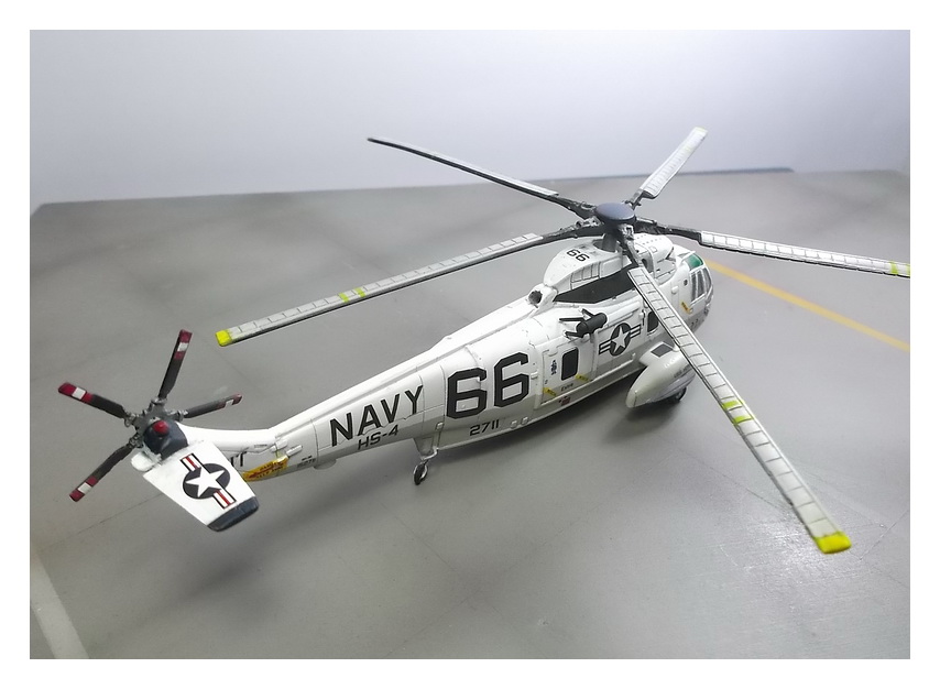 Thailandscale144: Cover page Sikorsky SH-3D SeaKing HS-4 #152711 US.Navy