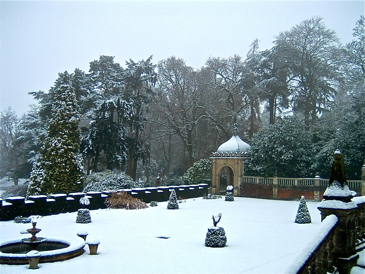 Champagne Reveries: Tylney Hall - Hook