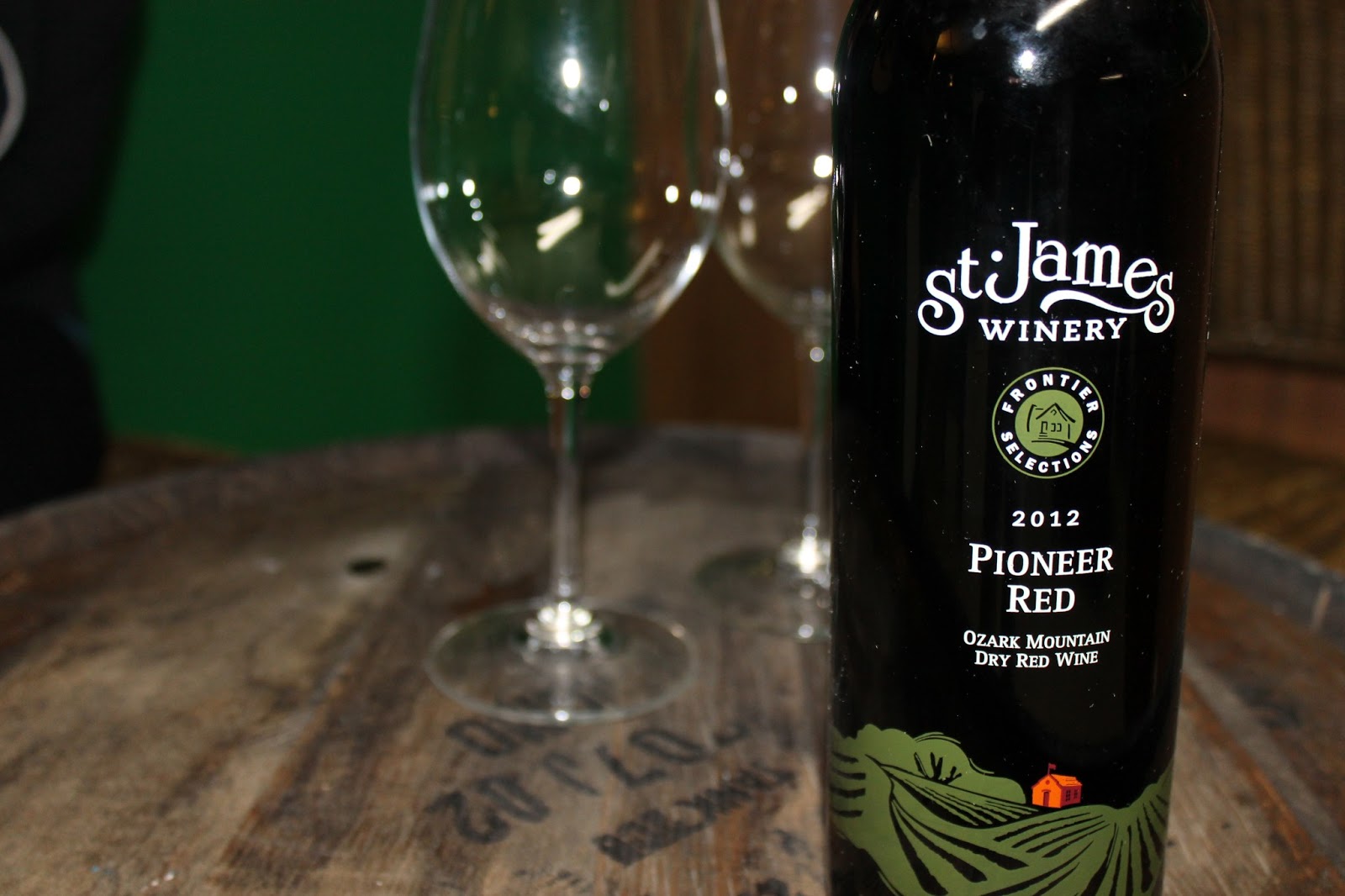 MO Wine Please: Wine Review - St. James Winery: Pioneer Red