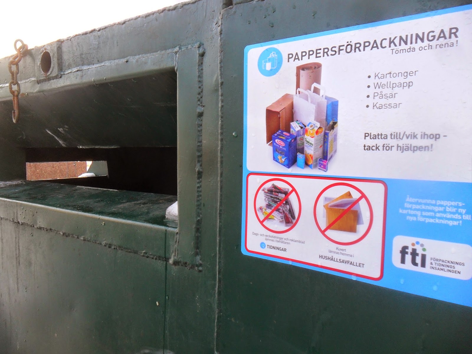 Tibbes Kreativa: Foto på container för sopsortering