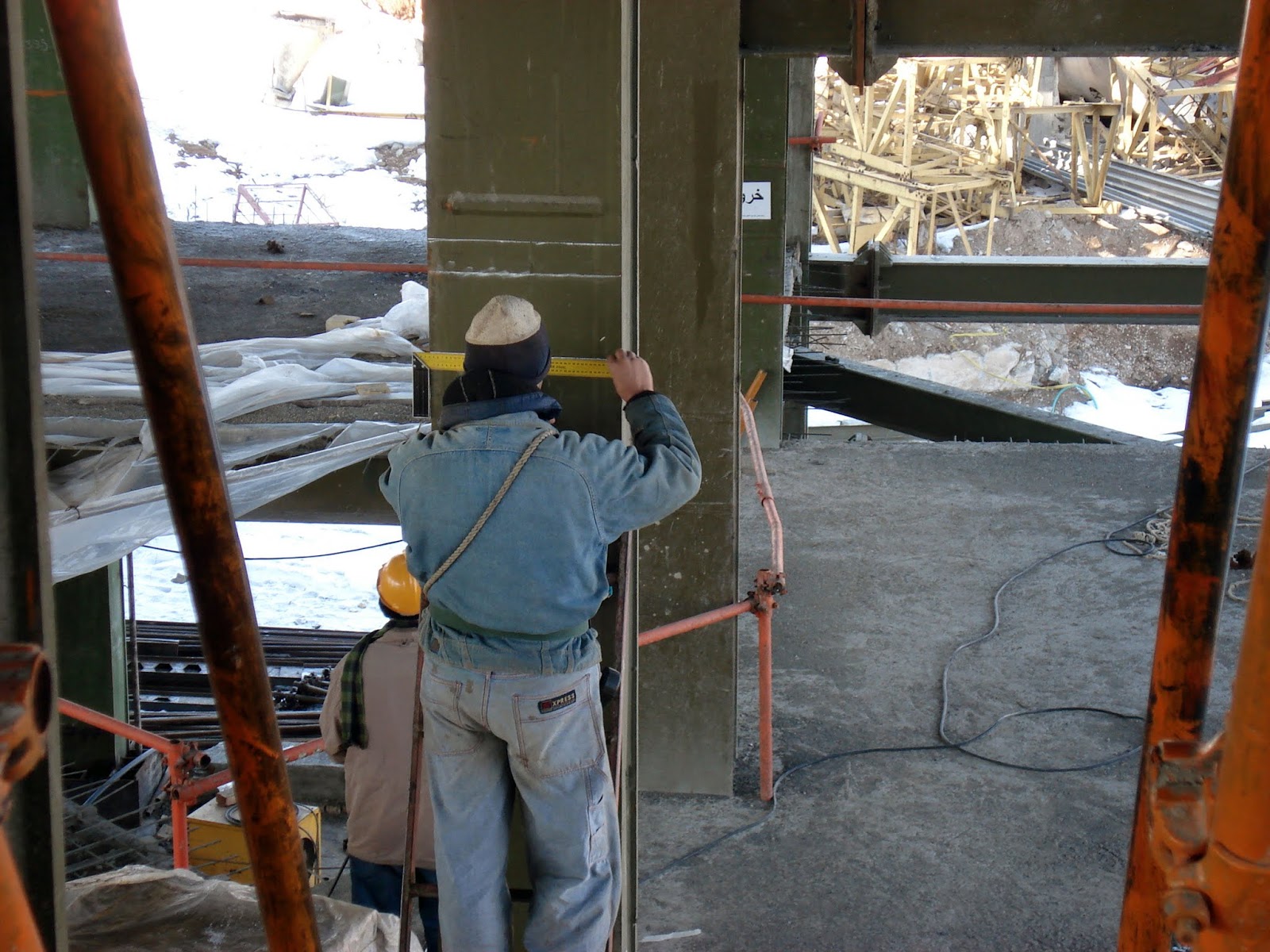 Samrand Abdi: Engineered steel construction