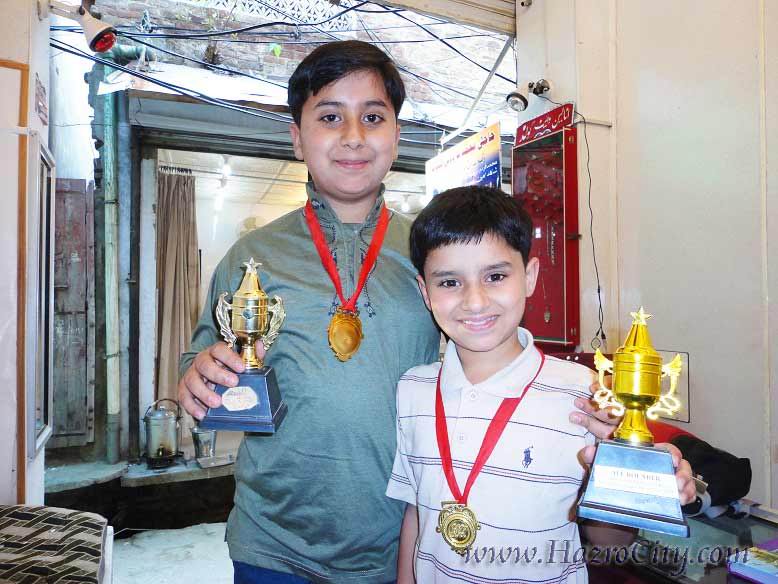 Chhachhi Kids: Mohammad Hamza Sheraz & Mohammad Omair Sheraz with their ...