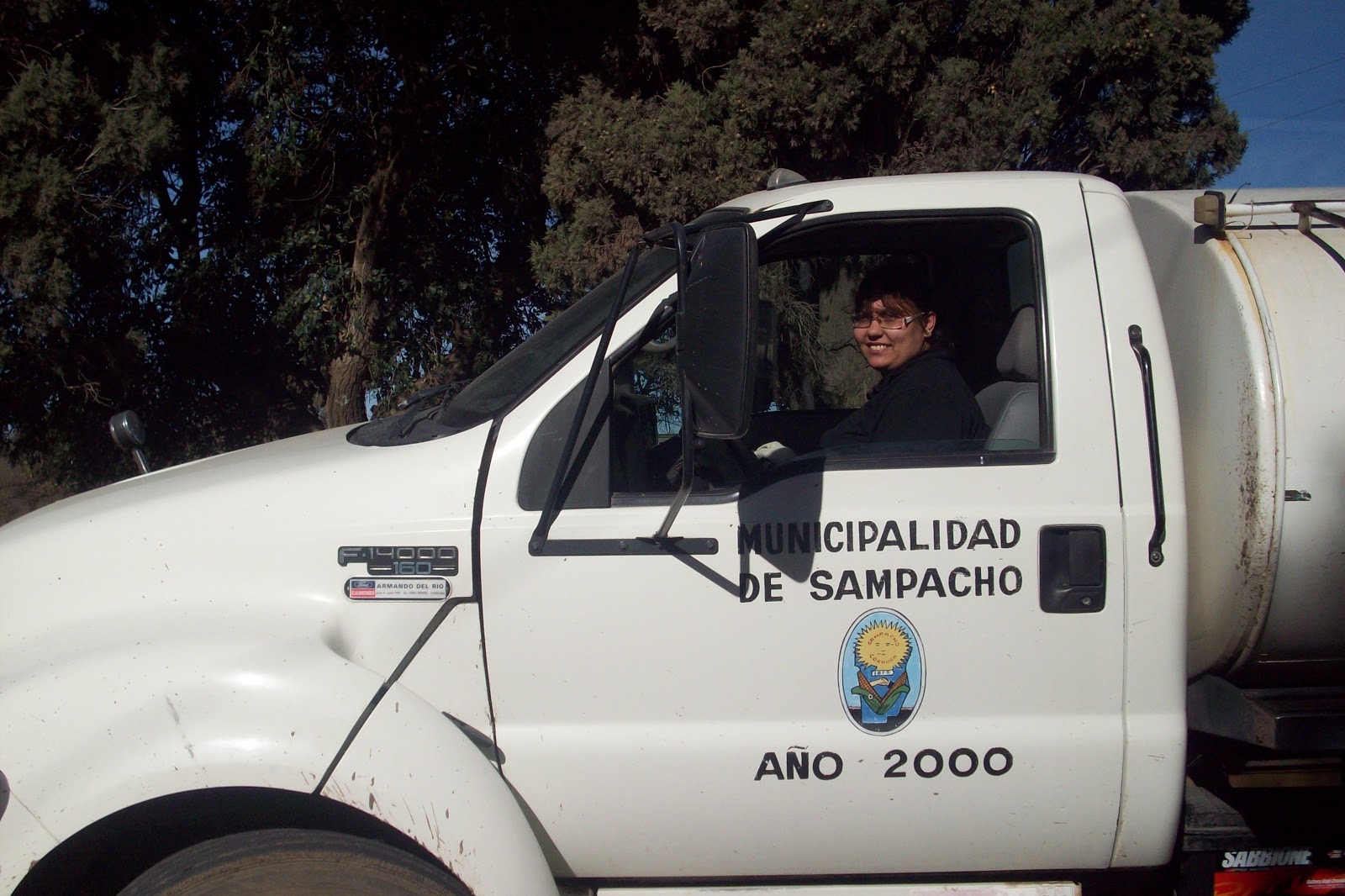 "Radio Sampacho te informa": MUJER CHOFER