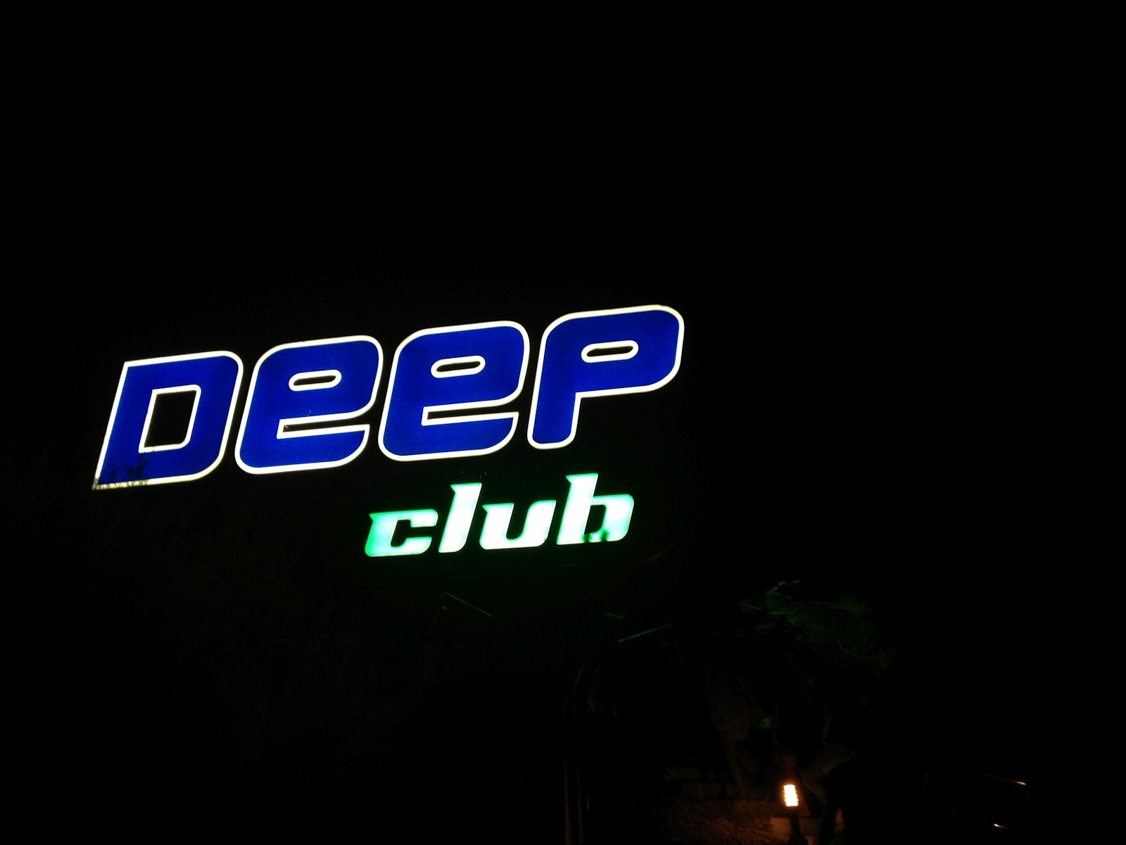 Hazeydaise: Day 5: Sea, Makarska, Deep Club