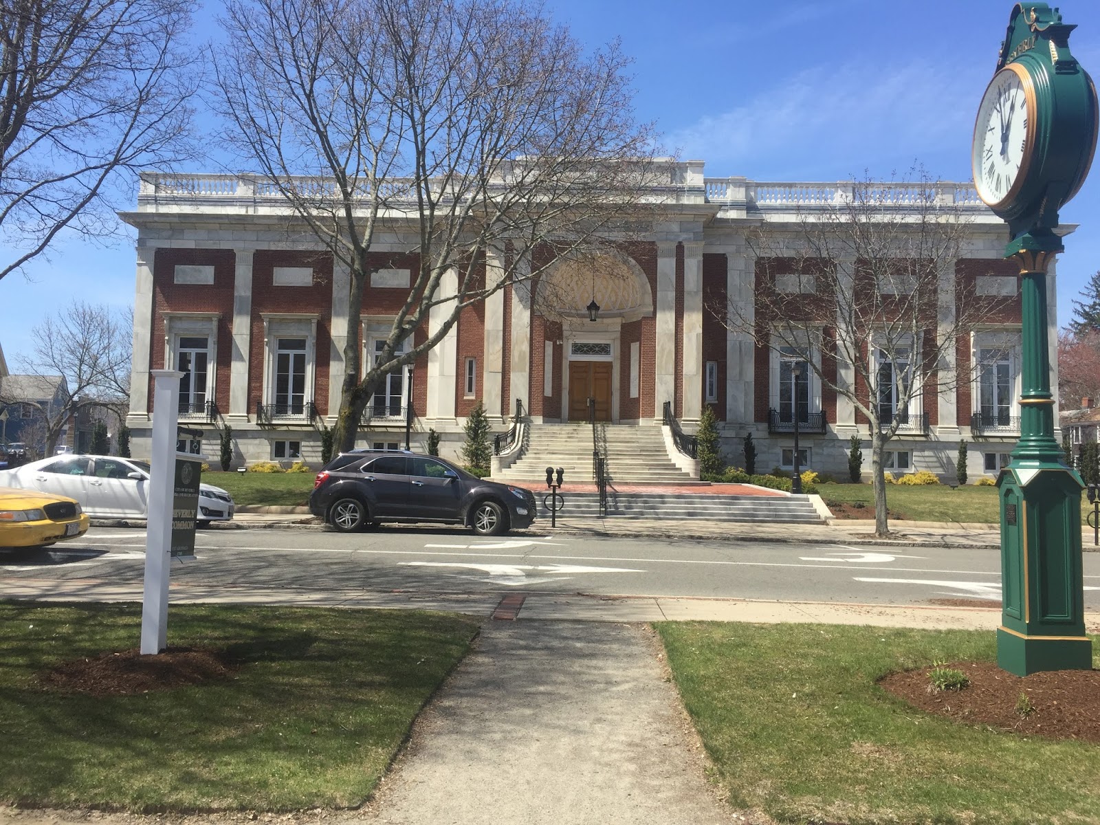 Historians Out & About: Tour De Beverly Public Library. 32 Essex Street ...