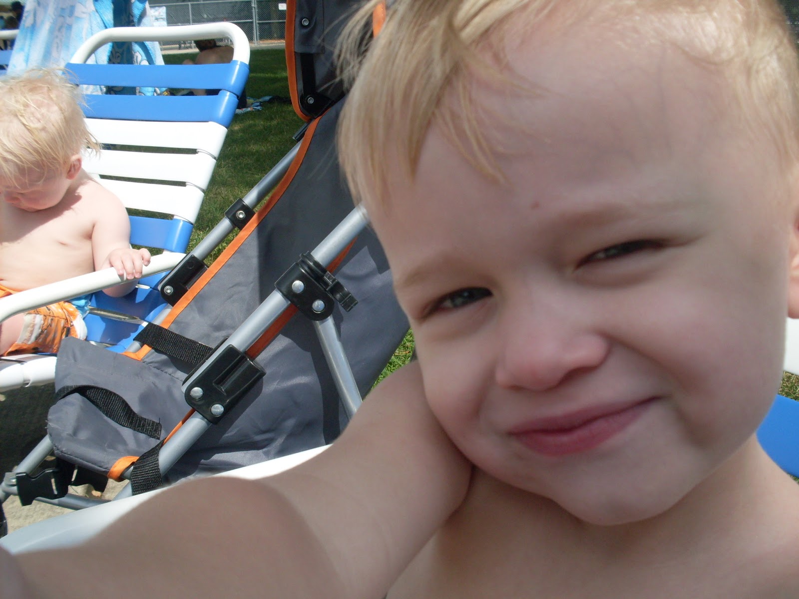 Awkward Mom: Awkward Mom vs. The Pool Rules