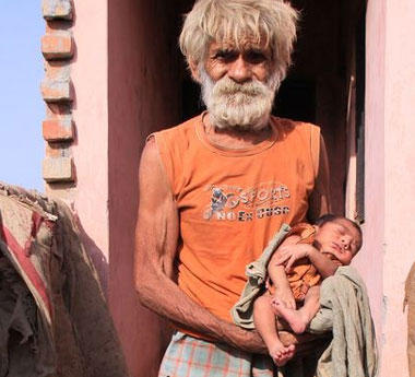 welcome to pknlr blog: Ramjit raghav World’s oldest dad at age 96