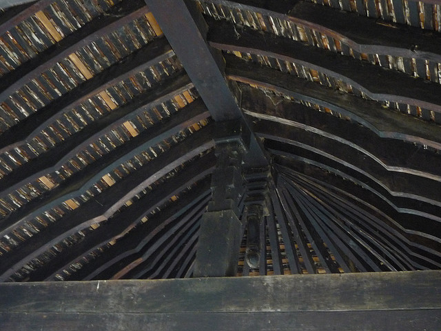 Embekke Devalaya, Kandy in Sri Lanka - Explore Sri Lanka