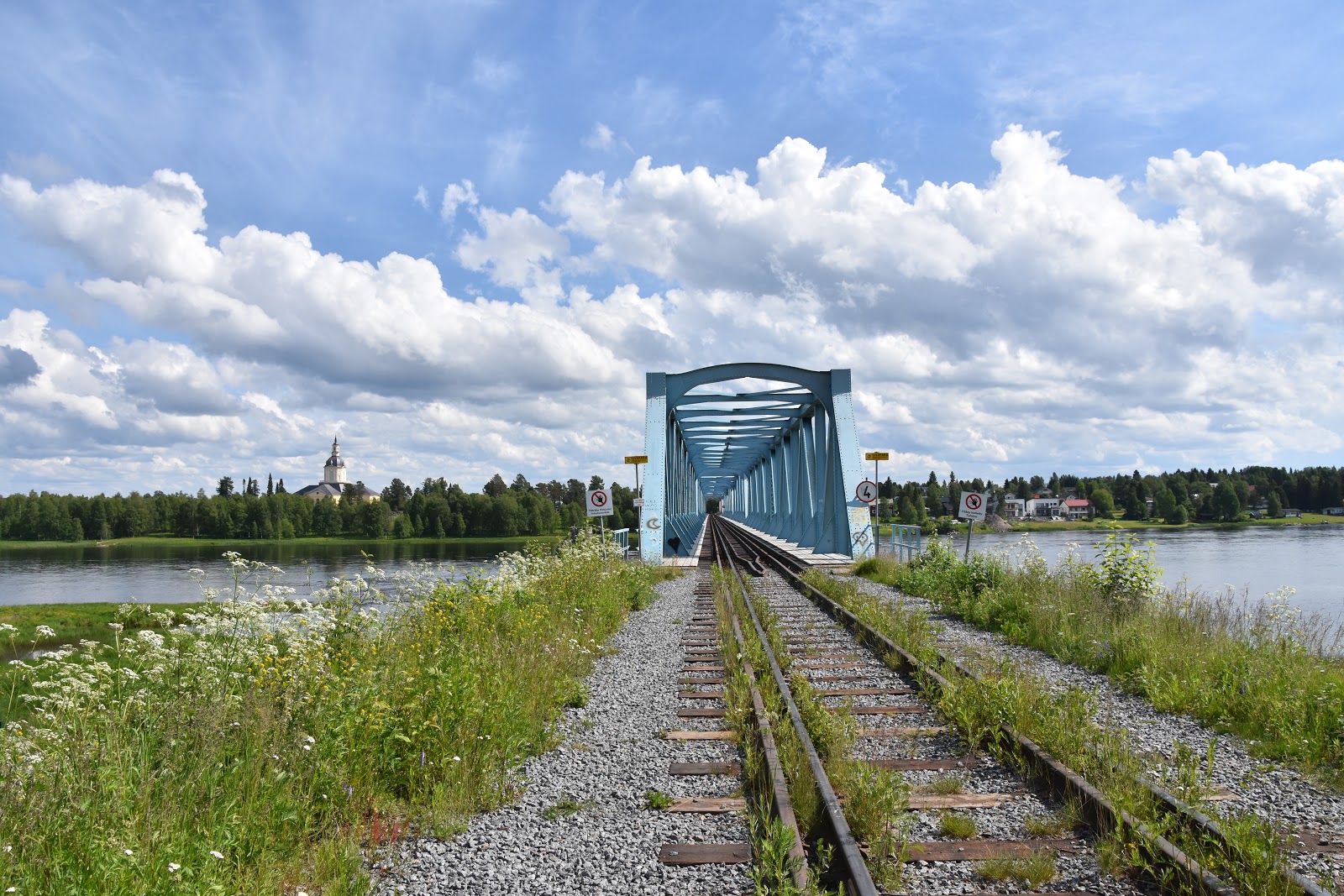 Trains and other things: Haparanda, Tornio, Kemi