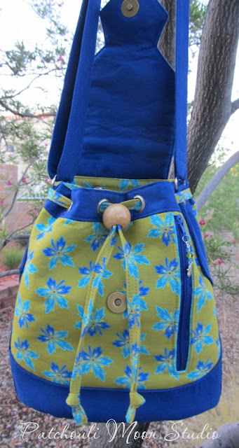 Patchouli Moon Studio: Fiona's Freeway an Easy Street Bag Pattern