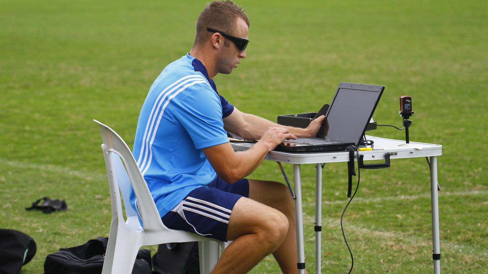 Understand How to Use Football Analytics to Evaluate Players, Read ...