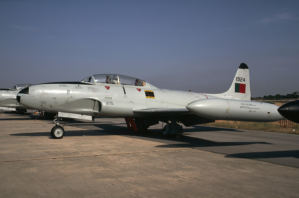 Aviões da Força Aérea Portuguesa: 1953-1990 – Lockheed T-33 (Abatido ao ...