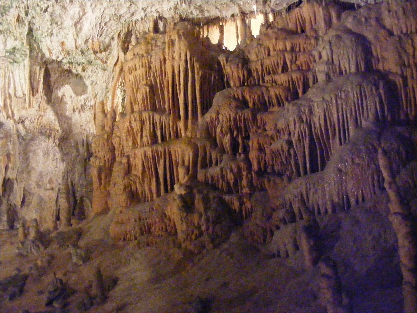 Gânduri anonime: Postojna, Slovenia, cea mai mare peșteră din Europa