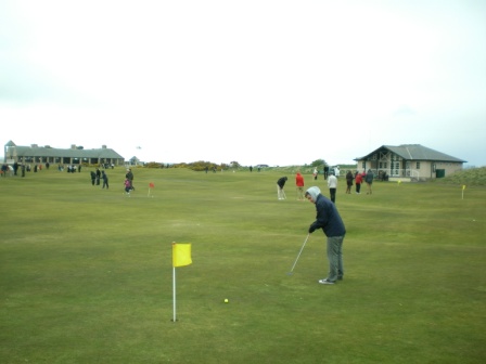 The Ham and Egger Files: The Himalayas Putting Course at St Andrews ...