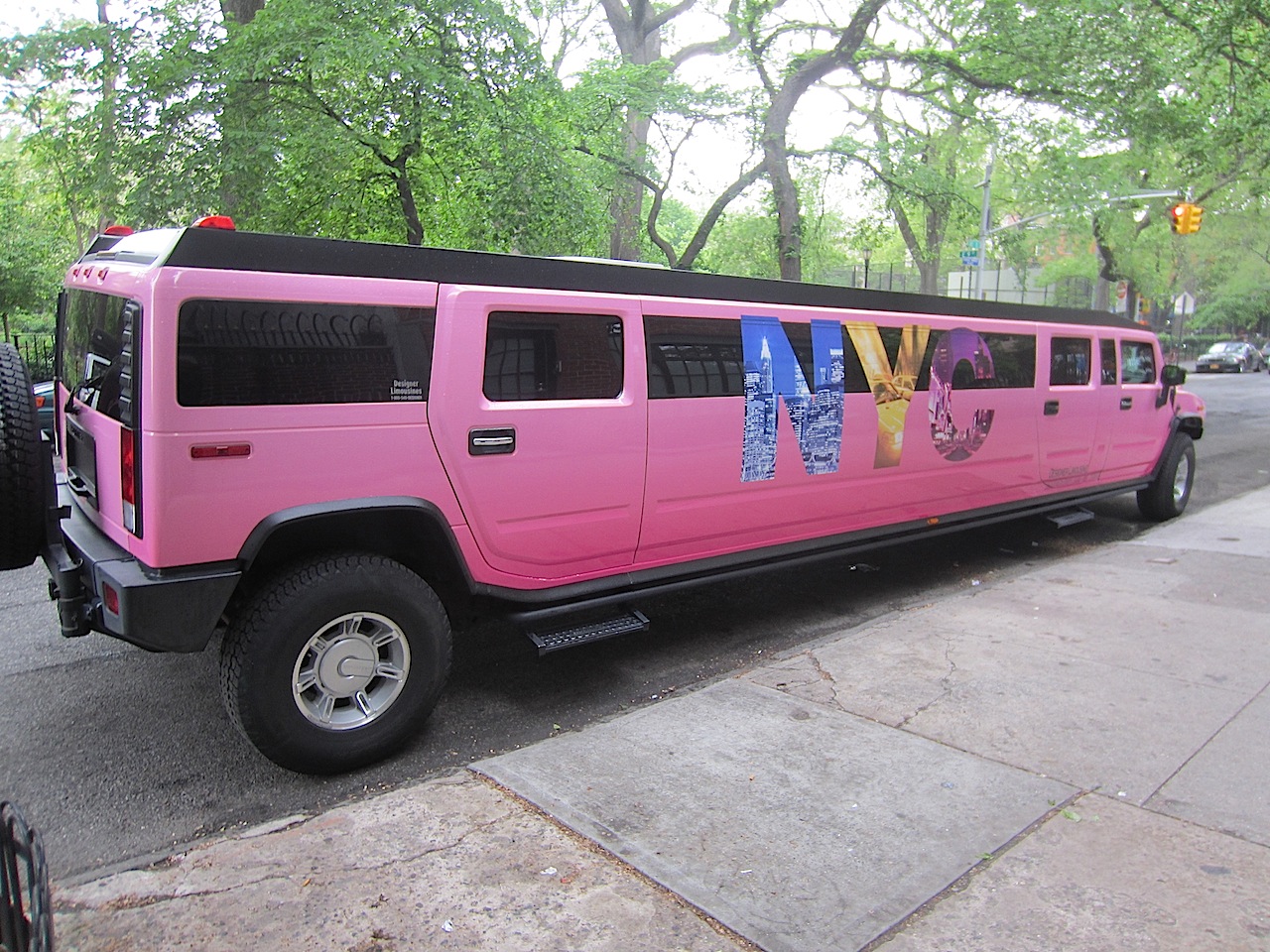 EV Grieve: Breaking: World's largest pink stretch Hummer spotted on ...