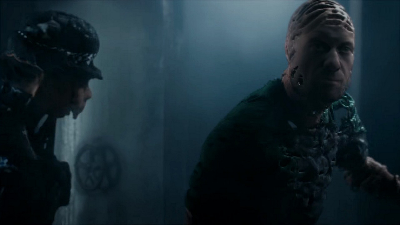 TARDIS Musings: B is for... Boneless