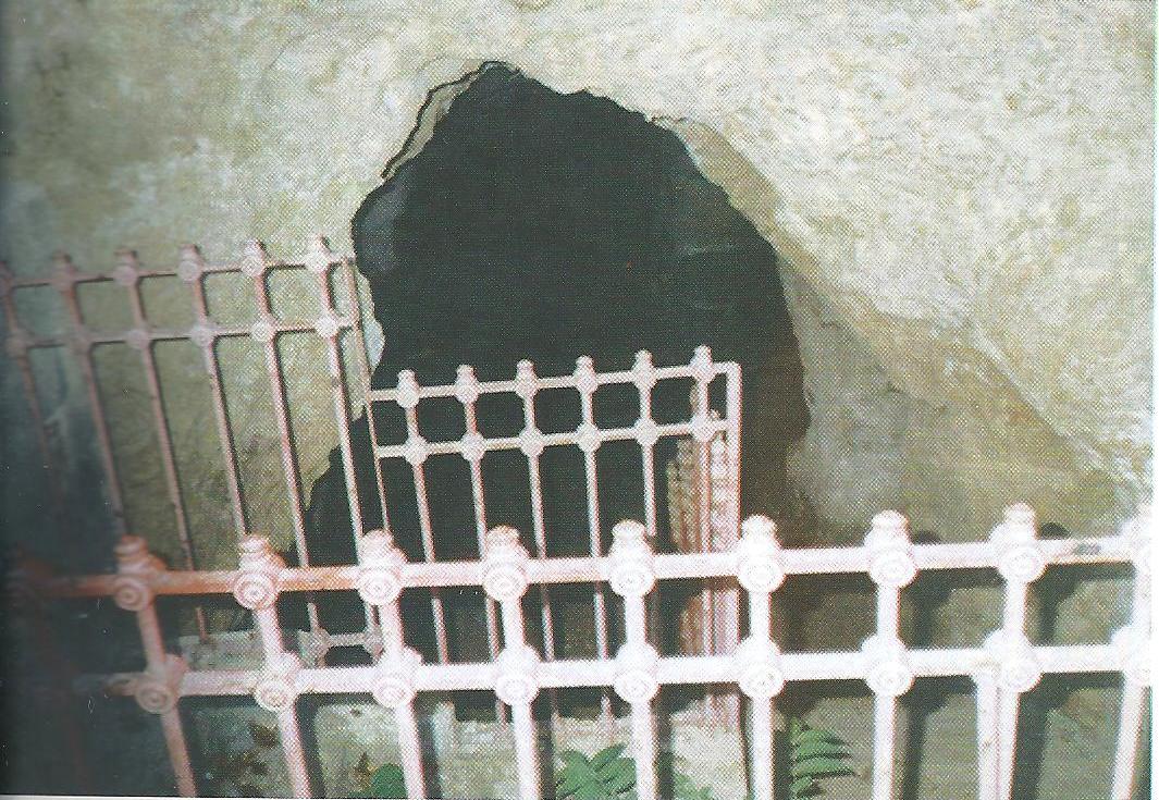 Πειραιάς...Ο άγνωστος υπόγειος κόσμος - ΠΕΡΙΕΡΓΑ - STRANGE