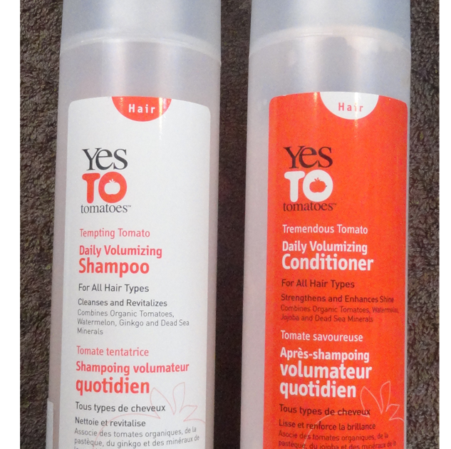 Yes to Tomatoes Volumizing Shampoo & Conditioner - Nataly's Corner