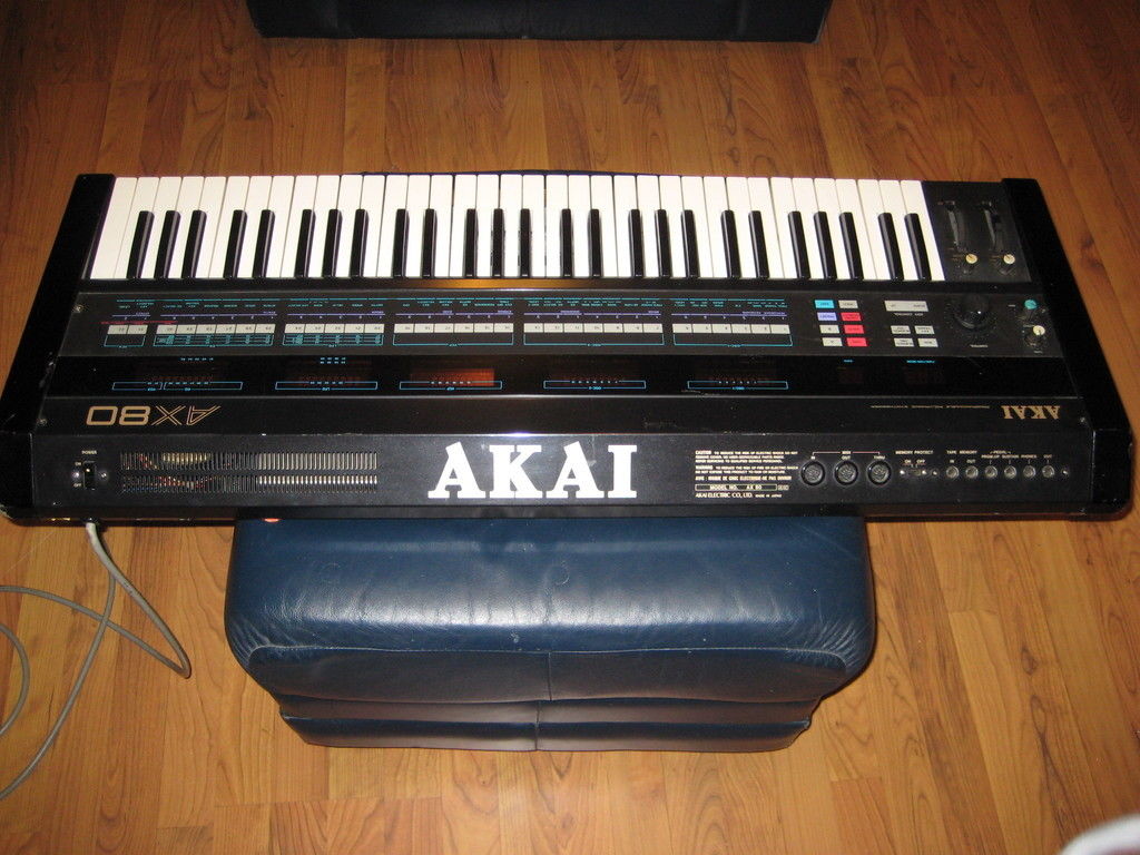 MATRIXSYNTH-B: Akai AX80 Polyphonic Analog Synthesizer