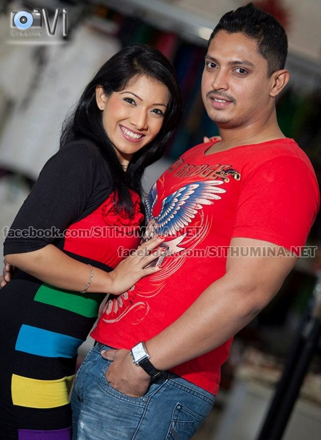 Nehara Peiris And Menaka Rajapaksha Gossip