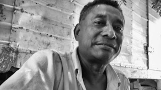 el tapanco: Guillermo Sandoval, del negro fino al negro rústico