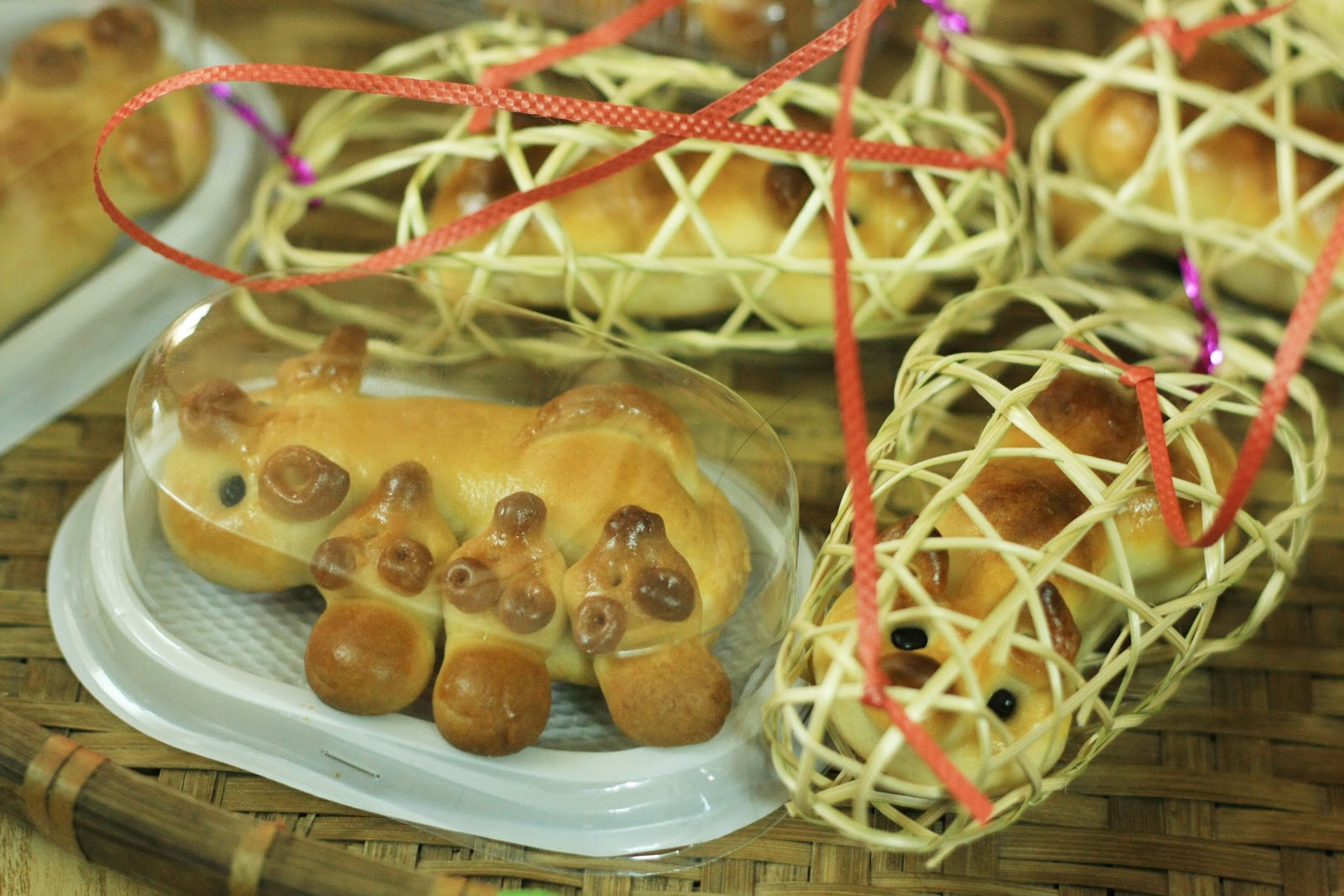 Pig Moon Cake ~ vietnam culinary tour - Hoi An Culinary tour ...