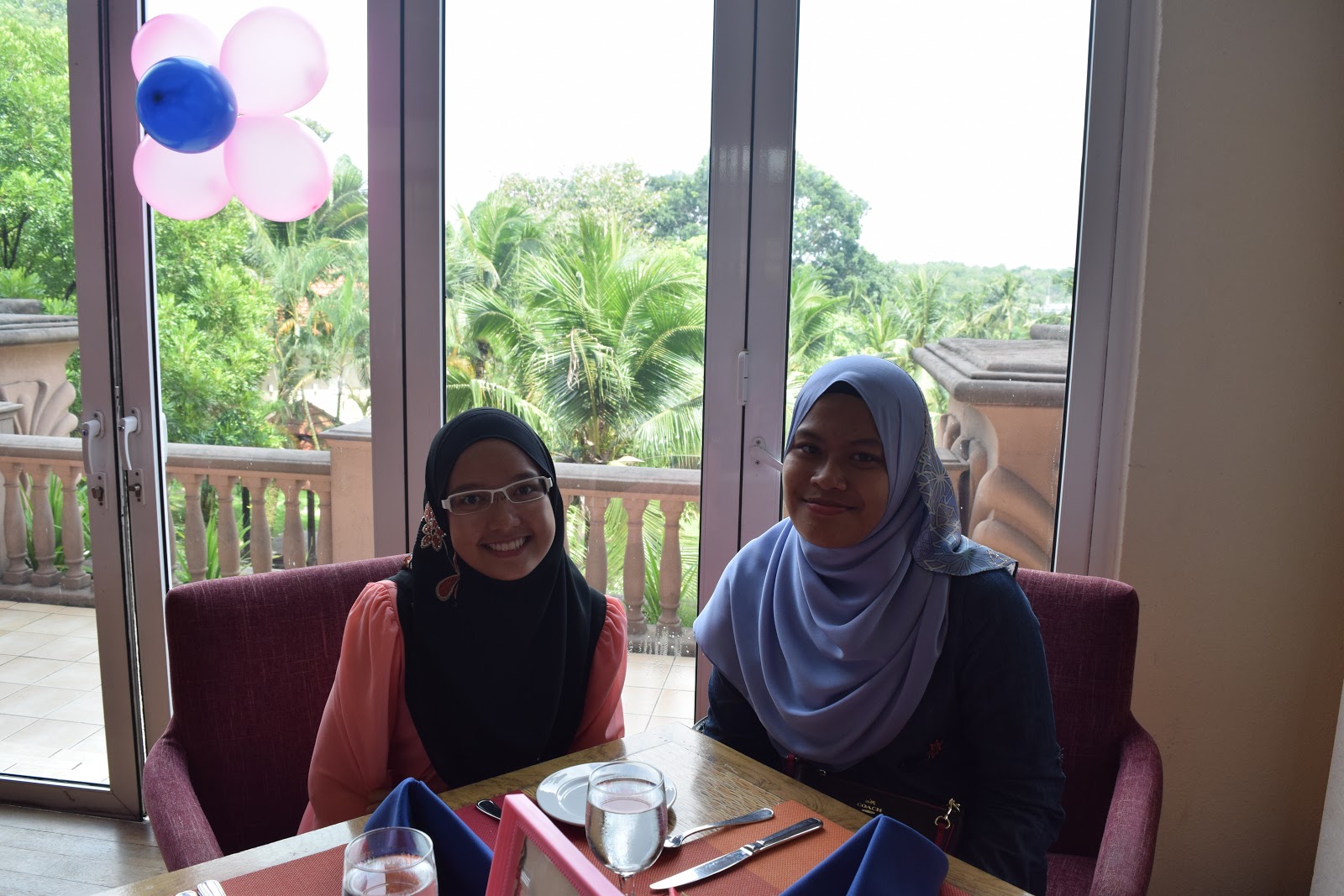 SMK BUKIT SENTOSA: Majlis Hi-Tea SMKBS