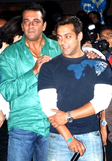 Latest Garam Gossips - No. 1 Bollywood Information Website: Salman is ...